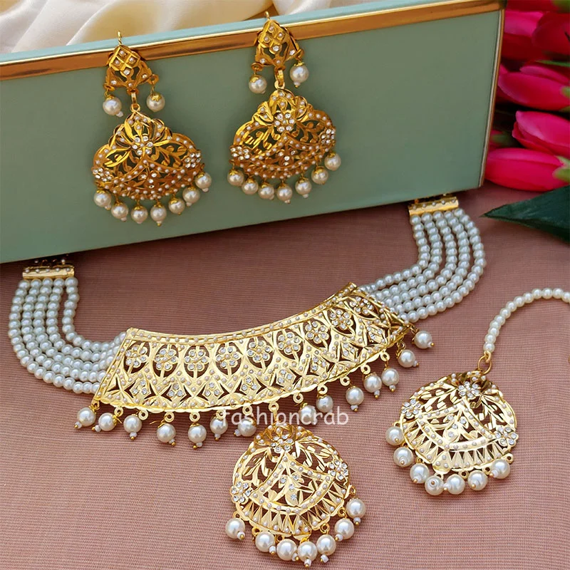 White Pearl Jadau Necklace for Wedding | FashionCrab.com