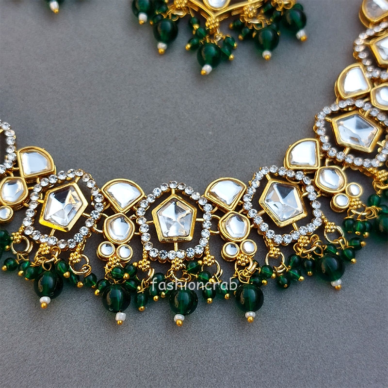 Sameera Kundan Necklace Set - Emerald Green | FashionCrab.com