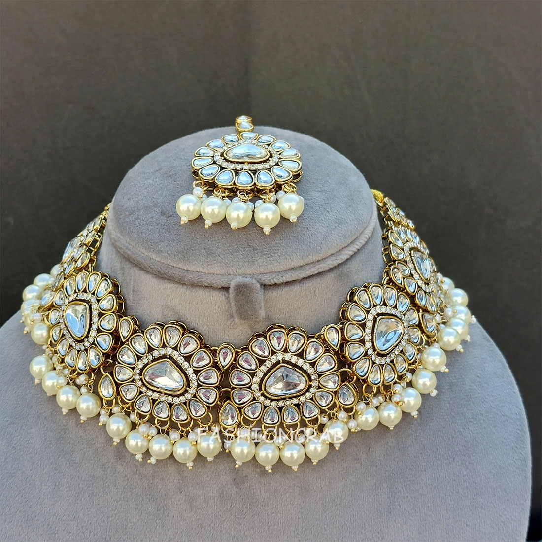 Monika Pearl Necklace and Earring Set - White | FashionCrab.com